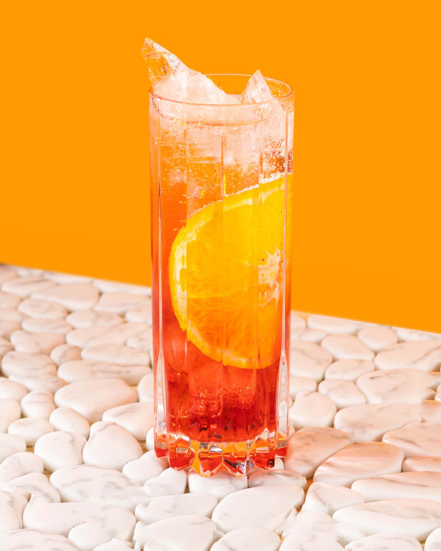 Bitter & Soda with NOA Italian Bitter – Monsieur Cocktail